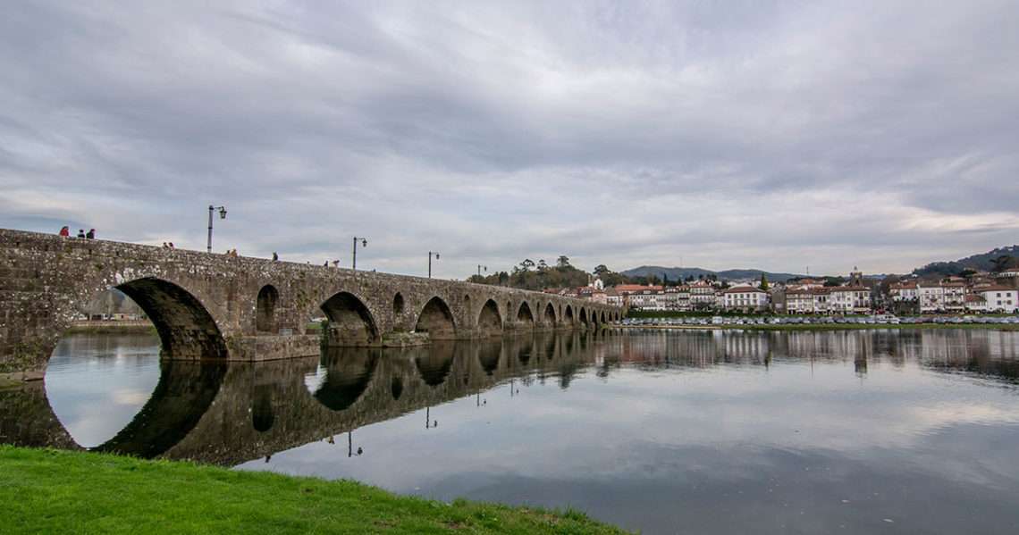 Ponte de Lima, una escapada de leyenda al pueblo más antiguo de ...